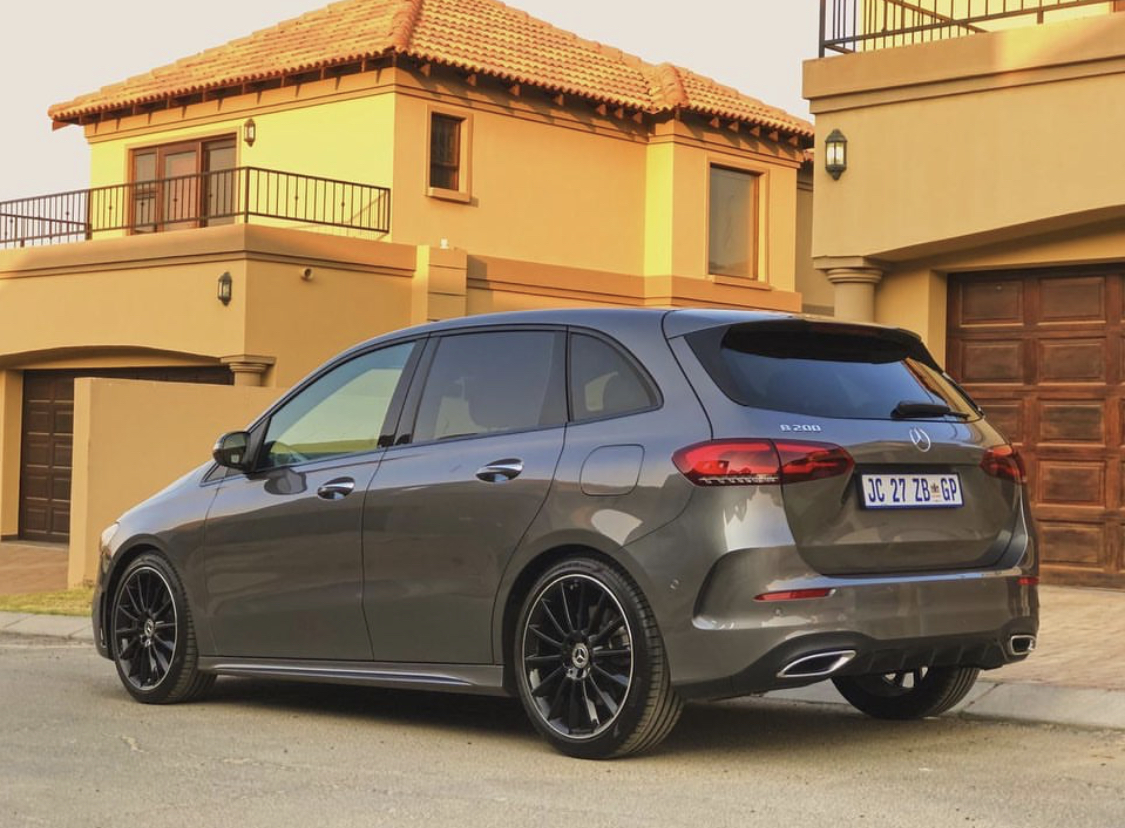 We drive the Mercedes Benz B200 - Khulekani On Wheels
