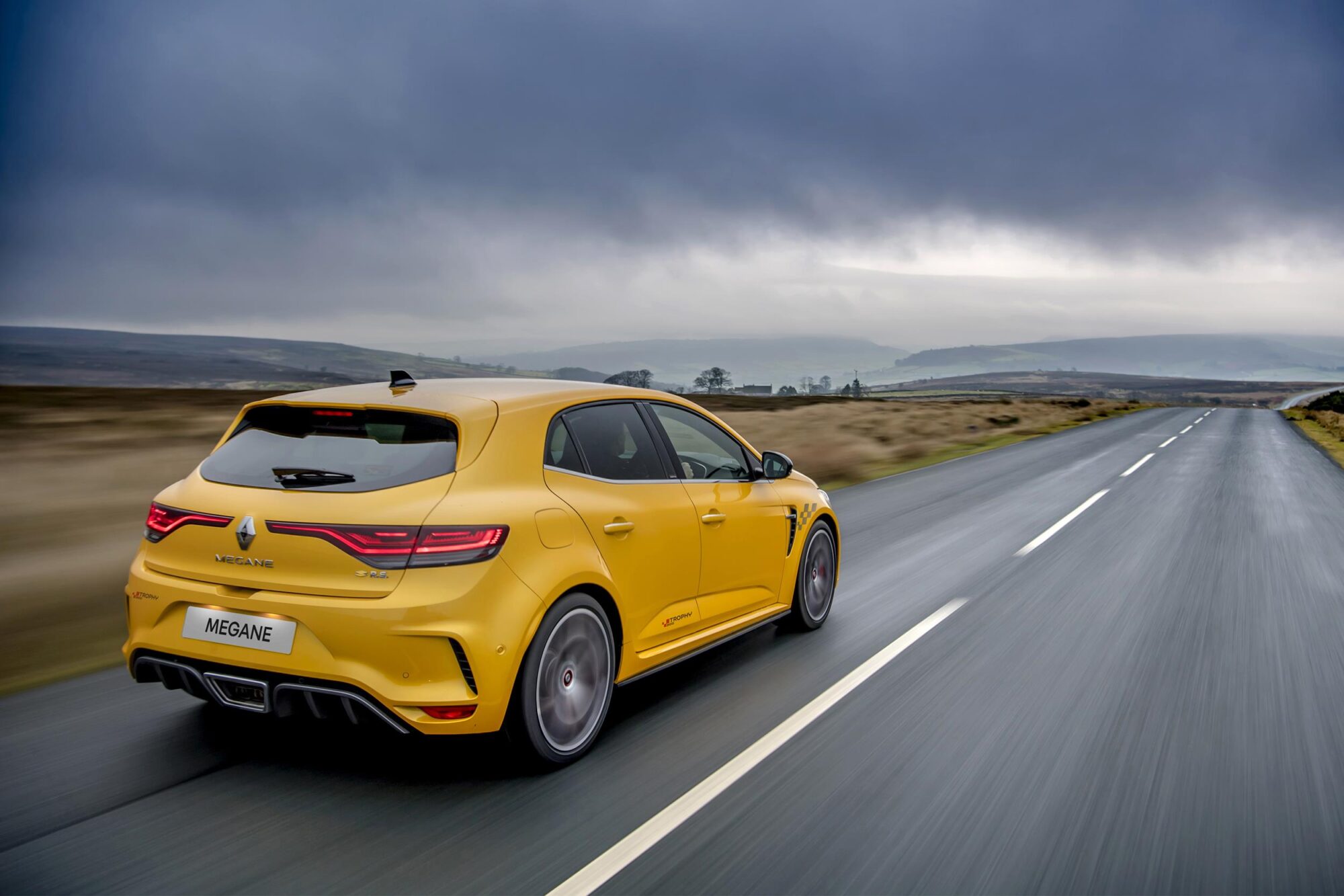 Renault marks 18 years of Megane RS with track-focused RS 300 Trophy ...